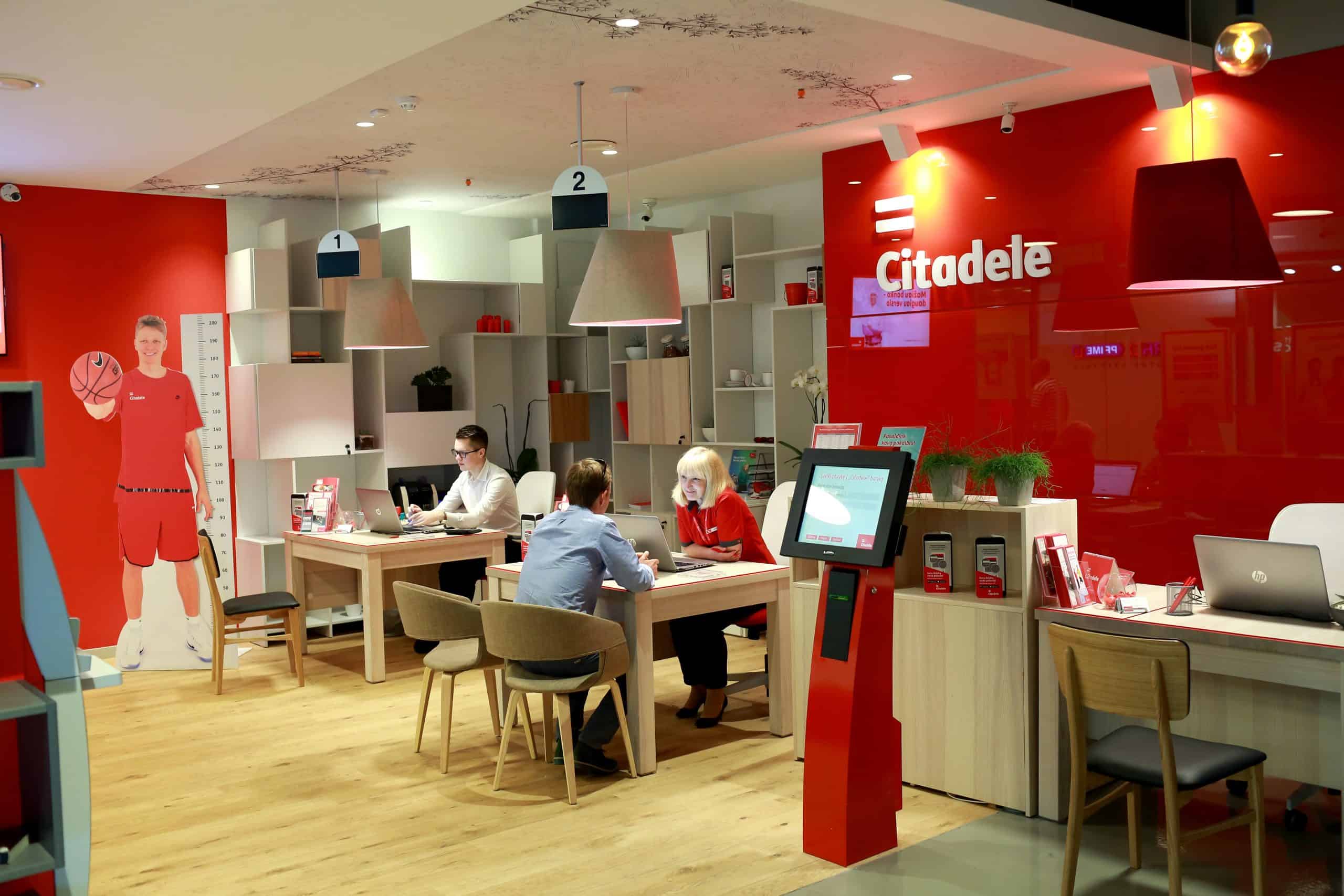 Dokumentų valdymo sistemos nauda bankui ir banko klientams